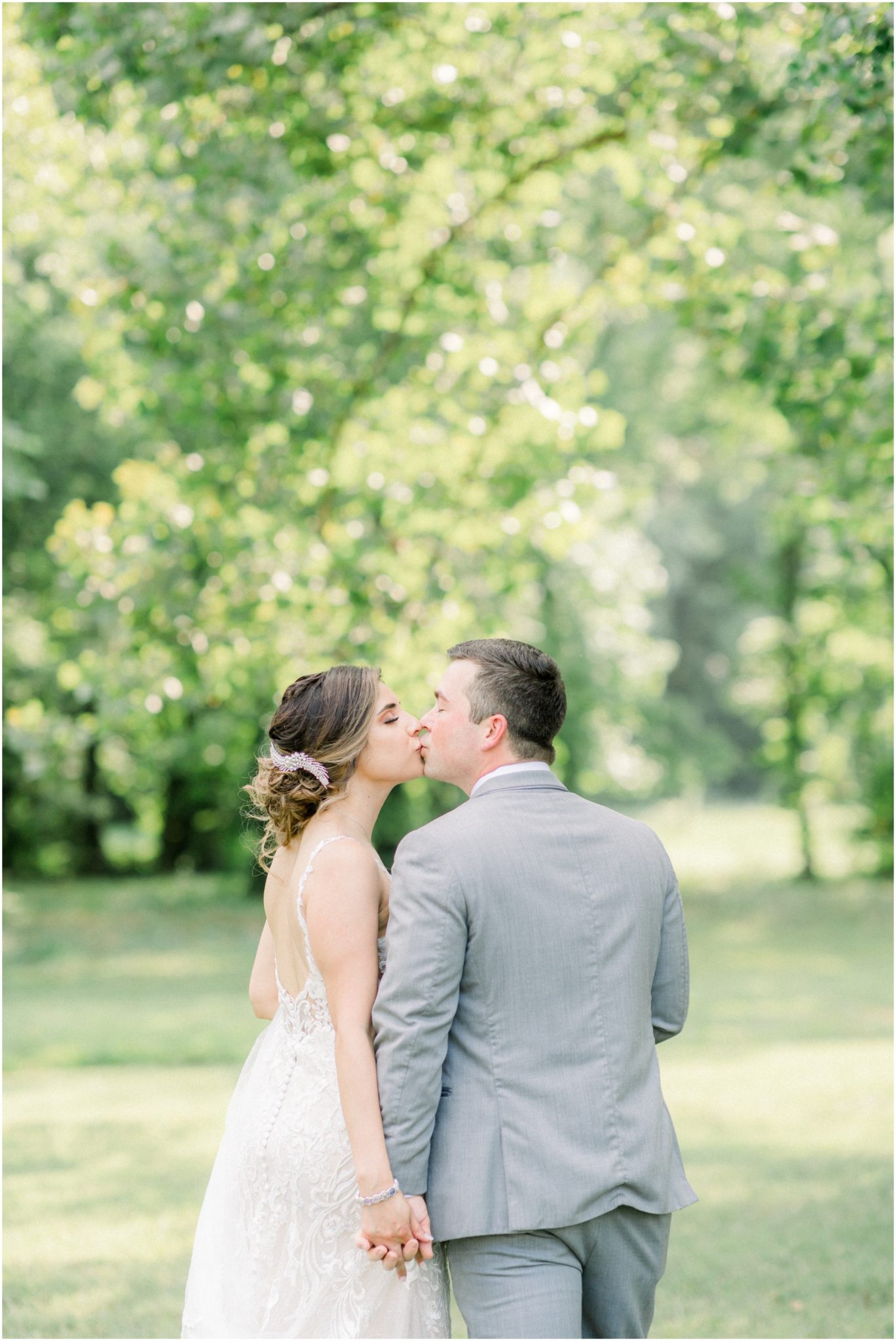 Purple Wedding Color Theme: Victoria & Hunter | alyssa-rachelle.com